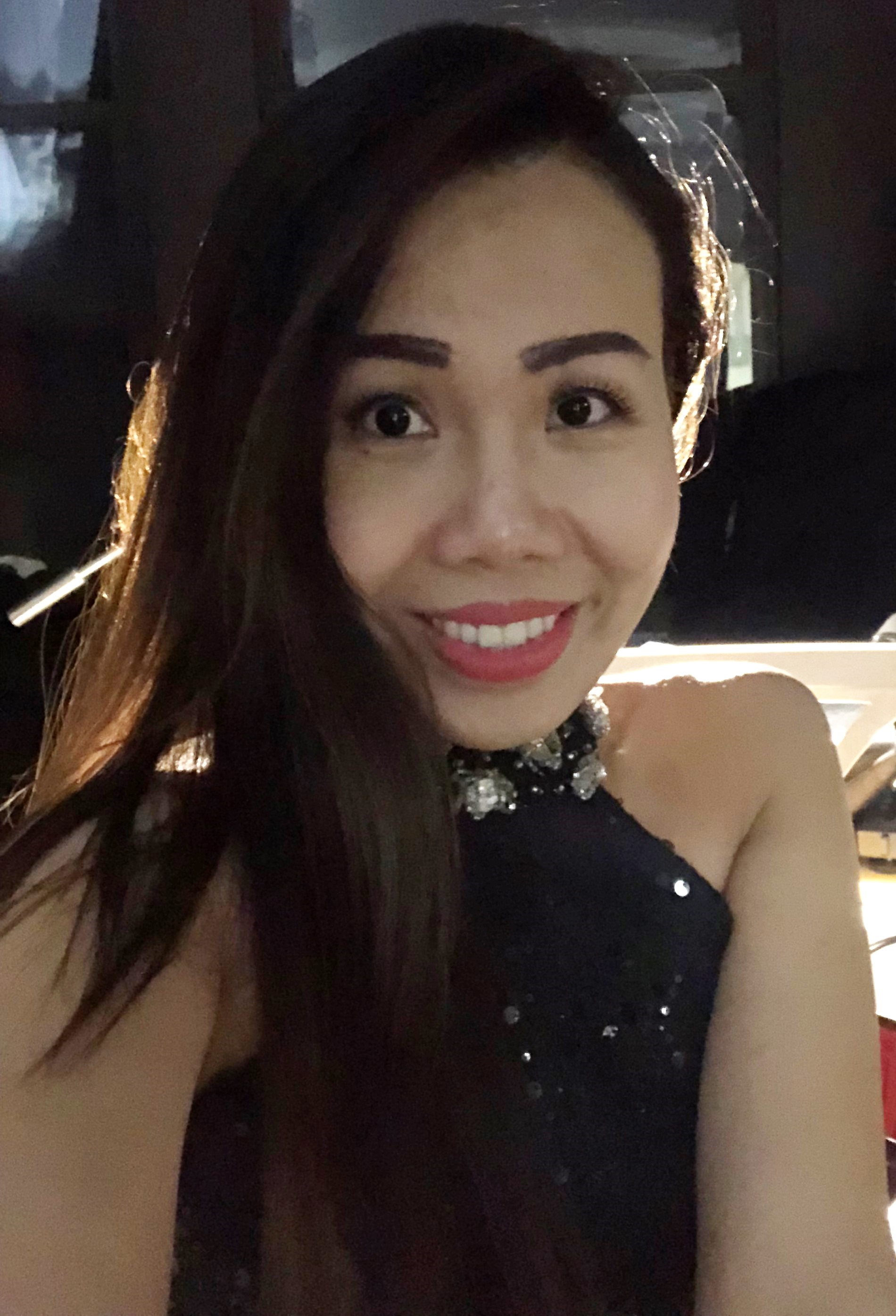 UHV NewsWire - UHV alumna struts her way through New York fashion industry